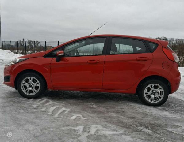 Sarkans Ford Fiesta 2013 Kauņa, ar dzinēja tilpumu 1.00 L un nobraukumu 140 tūkst. km par 3450 €, foto 6 vietnē AUTOMOTO.COM.LV
