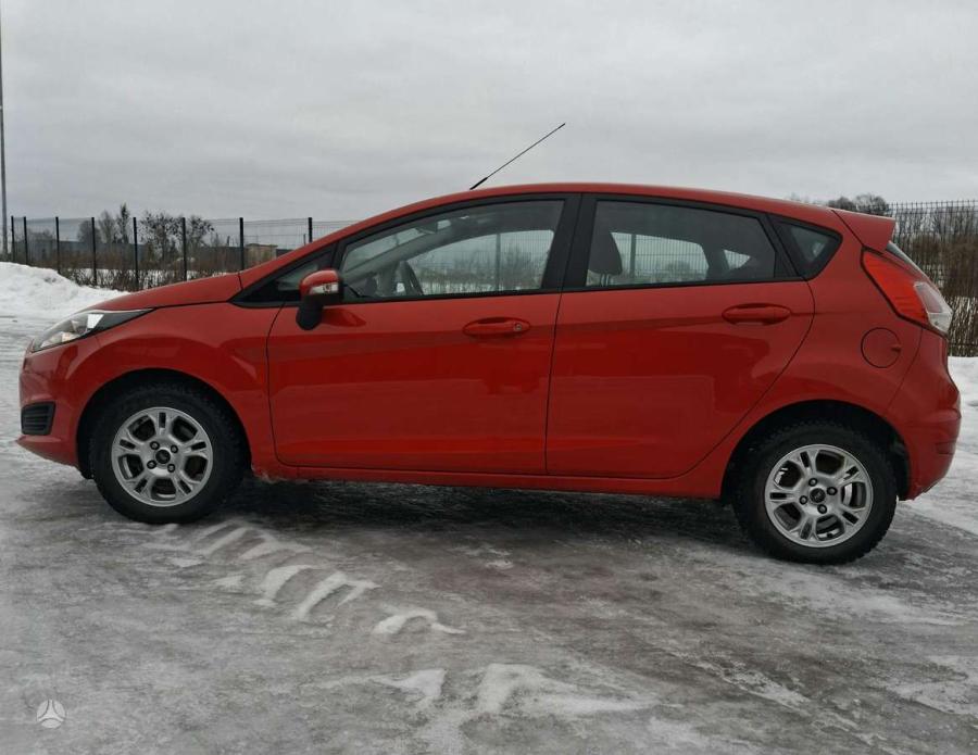 Sarkans Ford Fiesta 2013 Kauņa, ar dzinēja tilpumu 1.00 L un nobraukumu 140 tūkst. km par 3450 €, foto 6 vietnē AUTOMOTO.COM.LV