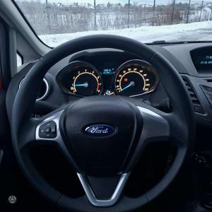 Sarkans Ford Fiesta 2013 Kauņa, ar dzinēja tilpumu 1.00 L un nobraukumu 140 tūkst. km par 3450 €, foto 14 vietnē AUTOMOTO.COM.LV