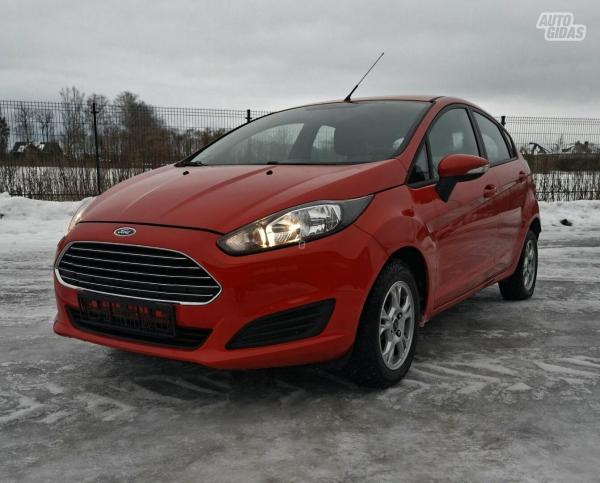 Red Ford Fiesta 2013 in Kaunas, with an engine capacity of 1.00 L and mileage of 140 thousand km for 3400 €, photo 1 on AUTOMOTO.COM.LV