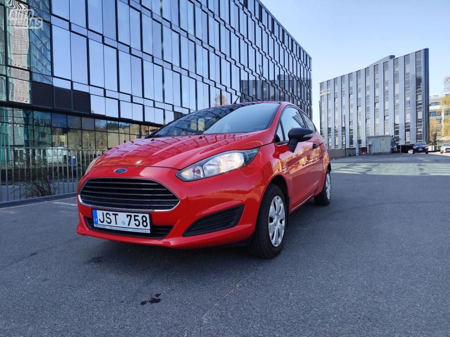 Red Ford Fiesta 2013 in Vilnius, with an engine capacity of 1.20 L and mileage of 82 thousand km for 3950 €, photo 3 on AUTOMOTO.COM.LV