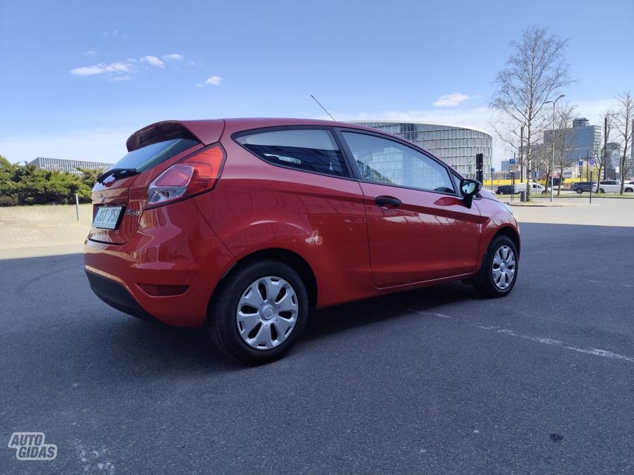 Red Ford Fiesta 2013 in Vilnius, with an engine capacity of 1.20 L and mileage of 82 thousand km for 3950 €, photo 5 on AUTOMOTO.COM.LV