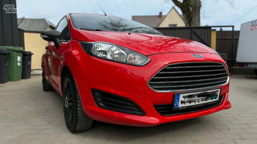 Red Ford Fiesta 2013 in Vilnius, with an engine capacity of 1.20 L and mileage of 130 thousand km for 2450 €, photo 5 on AUTOMOTO.COM.LV