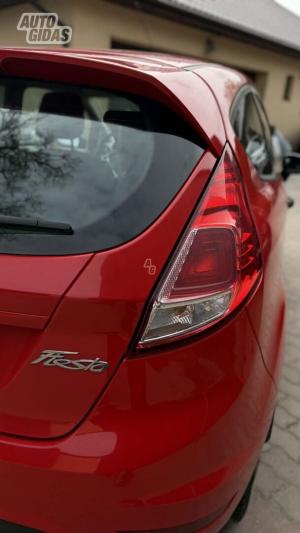 Red Ford Fiesta 2013 in Vilnius, with an engine capacity of 1.20 L and mileage of 130 thousand km for 2450 €, photo 9 on AUTOMOTO.COM.LV