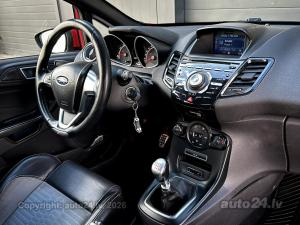 Red Ford Fiesta 2013 in Tallinn, with an engine capacity of 1.60 L and mileage of 258 thousand km for 6200 €, photo 11 on AUTOMOTO.COM.LV