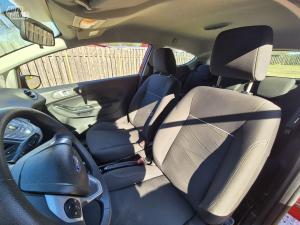 Sarkans Ford Fiesta 2013 Viļņa, ar dzinēja tilpumu 1.00 L un nobraukumu 175 tūkst. km par 2400 €, foto 5 vietnē AUTOMOTO.COM.LV