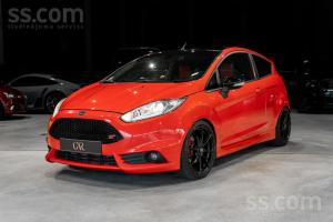 Red Ford Fiesta 2014 in Riga, with an engine capacity of 1.60 L and mileage of 138 thousand km for 2850 €, photo 1 on AUTOMOTO.COM.LV