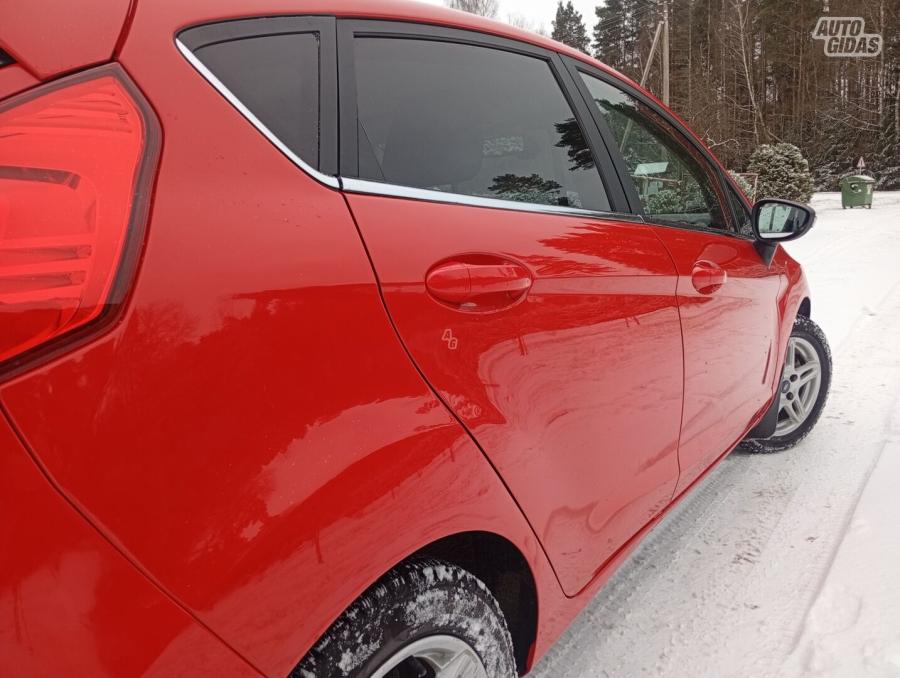 Red Ford Fiesta 2014 in Vilnius, with an engine capacity of 1.60 L and mileage of 299 thousand km for 3550 €, photo 8 on AUTOMOTO.COM.LV