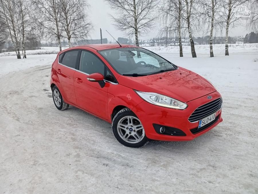 Red Ford Fiesta 2014 in Vilnius, with an engine capacity of 1.60 L and mileage of 300 thousand km for 3550 €, photo 3 on AUTOMOTO.COM.LV