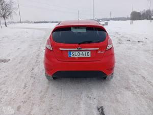 Red Ford Fiesta 2014 in Vilnius, with an engine capacity of 1.60 L and mileage of 300 thousand km for 3550 €, photo 6 on AUTOMOTO.COM.LV