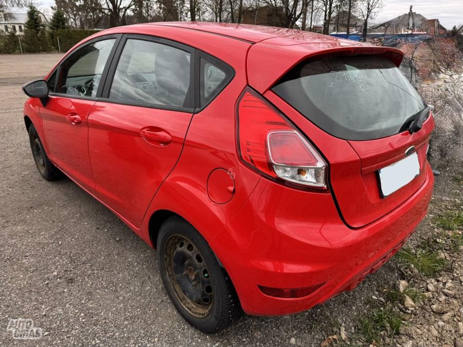 Sarkans Ford Fiesta 2014 Kauņa, ar dzinēja tilpumu 1.00 L un nobraukumu 113 tūkst. km par 1550 €, foto 4 vietnē AUTOMOTO.COM.LV