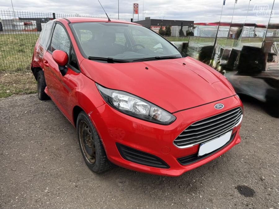 Sarkans Ford Fiesta 2014 Kauņa, ar dzinēja tilpumu 1.00 L un nobraukumu 113 tūkst. km par 1550 €, foto 5 vietnē AUTOMOTO.COM.LV