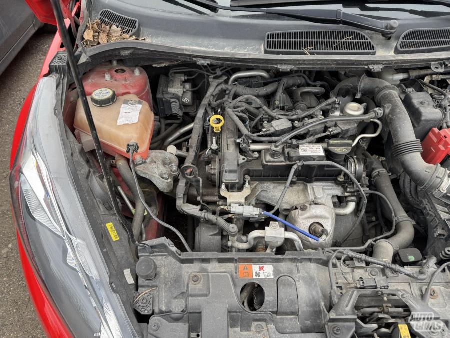Sarkans Ford Fiesta 2014 Kauņa, ar dzinēja tilpumu 1.00 L un nobraukumu 113 tūkst. km par 1450 €, foto 15 vietnē AUTOMOTO.COM.LV