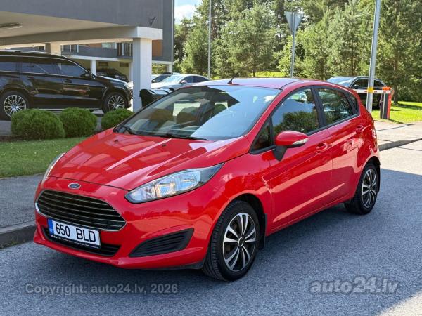 Sarkans Ford Fiesta 2014 Tallina, ar dzinēja tilpumu 1.20 L un nobraukumu 113 tūkst. km par 4990 €, foto 1 vietnē AUTOMOTO.COM.LV