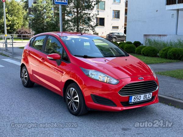 Sarkans Ford Fiesta 2014 Tallina, ar dzinēja tilpumu 1.20 L un nobraukumu 113 tūkst. km par 4990 €, foto 10 vietnē AUTOMOTO.COM.LV