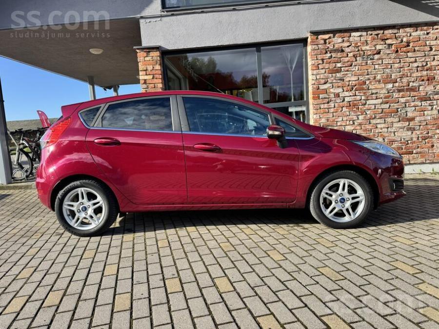 Sarkans Ford Fiesta 2014 Talsi, ar dzinēja tilpumu 1.00 L un nobraukumu 115 tūkst. km par 5200 €, foto 3 vietnē AUTOMOTO.COM.LV