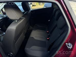 Sarkans Ford Fiesta 2014 Talsi, ar dzinēja tilpumu 1.00 L un nobraukumu 115 tūkst. km par 5200 €, foto 14 vietnē AUTOMOTO.COM.LV