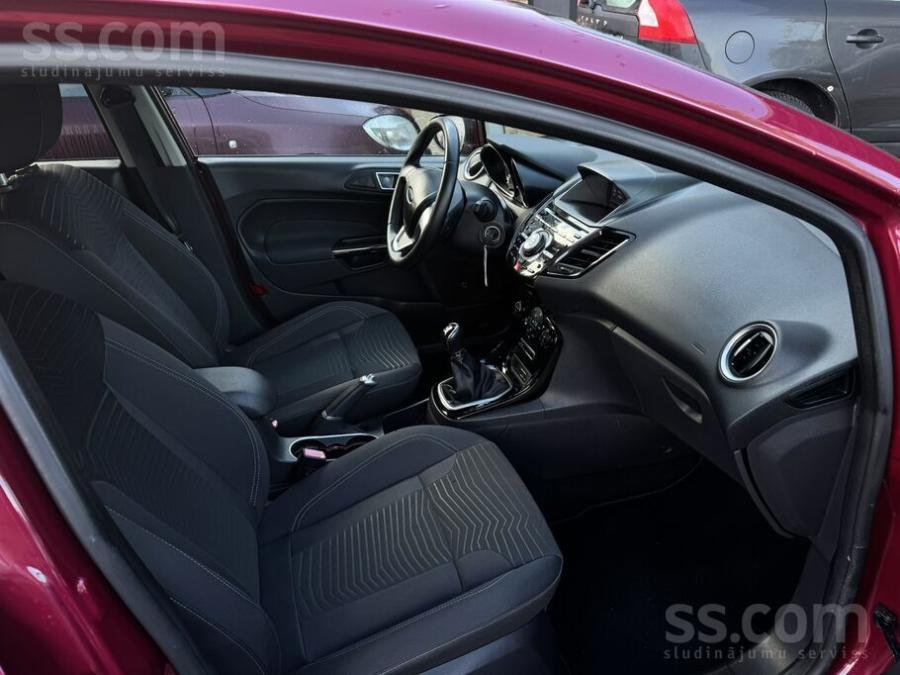 Sarkans Ford Fiesta 2014 Talsi, ar dzinēja tilpumu 1.00 L un nobraukumu 115 tūkst. km par 5200 €, foto 18 vietnē AUTOMOTO.COM.LV