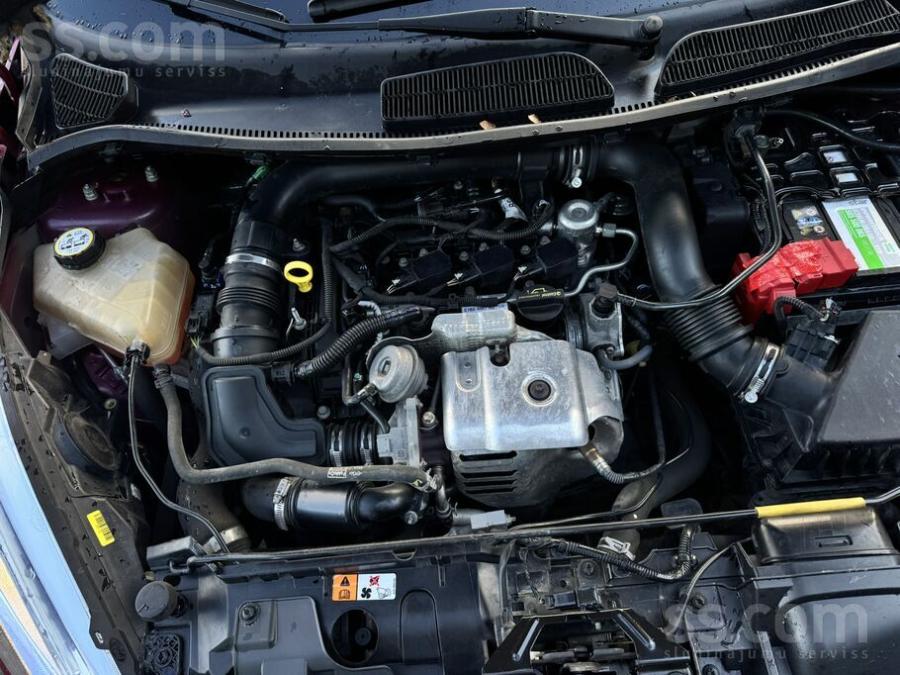 Sarkans Ford Fiesta 2014 Talsi, ar dzinēja tilpumu 1.00 L un nobraukumu 115 tūkst. km par 5200 €, foto 20 vietnē AUTOMOTO.COM.LV