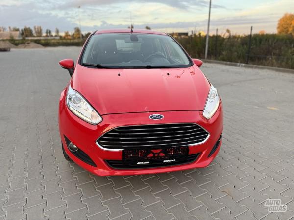 Ford Fiesta 2014 in Kaunas on AUTOMOTO.COM.LV Red Ford Fiesta 2014 in Kaunas, with an engine capacity of 1.00 L and mileage of 113 thousand km for 3500 €, photo 5 on AUTOMOTO.COM.LV