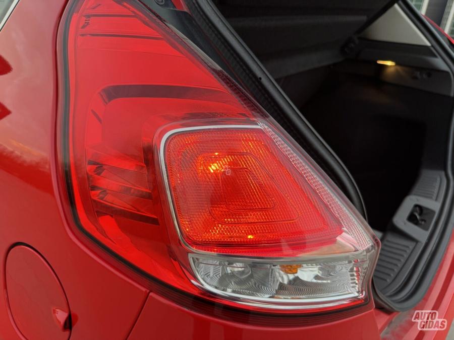 Red Ford Fiesta 2014 in Kaunas, with an engine capacity of 1.00 L and mileage of 113 thousand km for 3500 €, photo 33 on AUTOMOTO.COM.LV