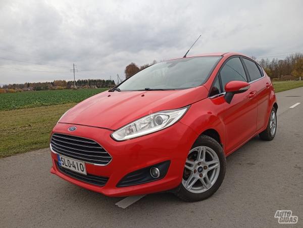 Red Ford Fiesta 2015 in Vilnius, with an engine capacity of 1.60 L and mileage of 299 thousand km for 3700 €, photo 1 on AUTOMOTO.COM.LV