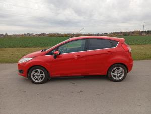 Sarkans Ford Fiesta 2015 Viļņa, ar dzinēja tilpumu 1.60 L un nobraukumu 299 tūkst. km par 3700 €, foto 11 vietnē AUTOMOTO.COM.LV