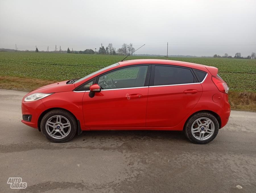 Red Ford Fiesta 2015 in Vilnius, with an engine capacity of 1.60 L and mileage of 299 thousand km for 3700 €, photo 11 on AUTOMOTO.COM.LV