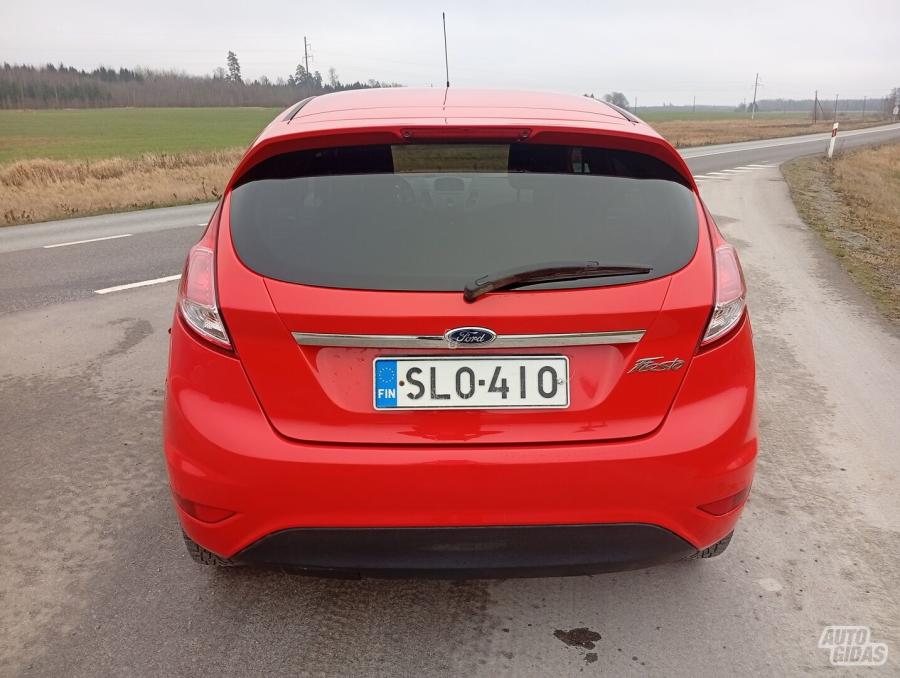Red Ford Fiesta 2015 in Vilnius, with an engine capacity of 1.60 L and mileage of 299 thousand km for 3550 €, photo 6 on AUTOMOTO.COM.LV