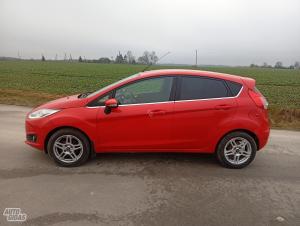 Red Ford Fiesta 2015 in Vilnius, with an engine capacity of 1.60 L and mileage of 299 thousand km for 3550 €, photo 11 on AUTOMOTO.COM.LV