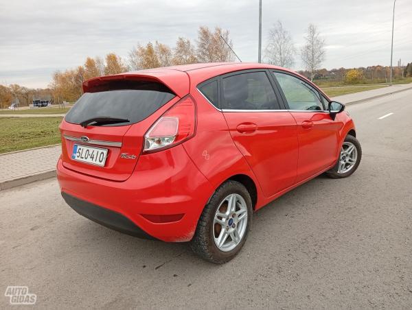 Red Ford Fiesta 2015 in Vilnius, with an engine capacity of 1.60 L and mileage of 299 thousand km for 3700 €, photo 5 on AUTOMOTO.COM.LV