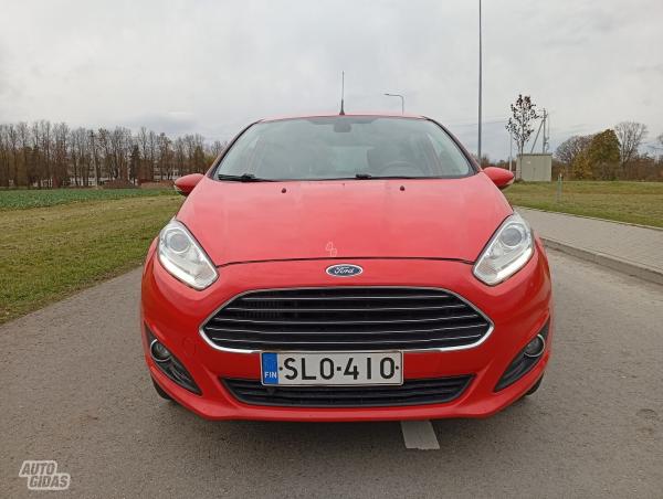 Sarkans Ford Fiesta 2015 Viļņa, ar dzinēja tilpumu 1.60 L un nobraukumu 299 tūkst. km par 3700 €, foto 2 vietnē AUTOMOTO.COM.LV