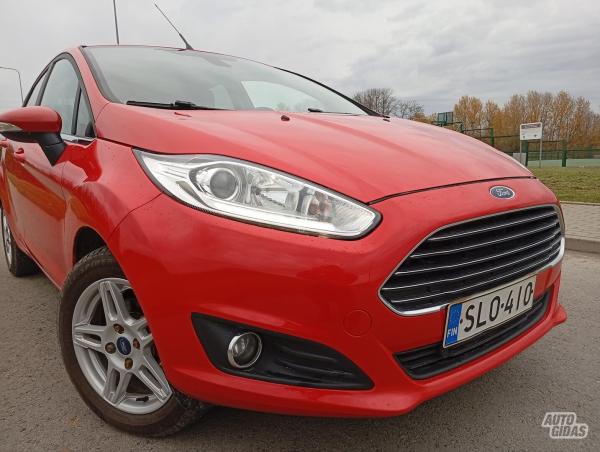 Sarkans Ford Fiesta 2015 Viļņa, ar dzinēja tilpumu 1.60 L un nobraukumu 299 tūkst. km par 3700 €, foto 9 vietnē AUTOMOTO.COM.LV