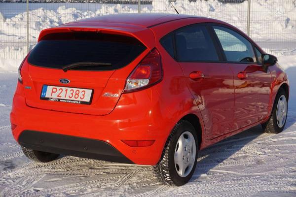 Sarkans Ford Fiesta 2015 Klaipėda, ar dzinēja tilpumu 1.00 L un nobraukumu 144 tūkst. km par 3900 €, foto 3 vietnē AUTOMOTO.COM.LV