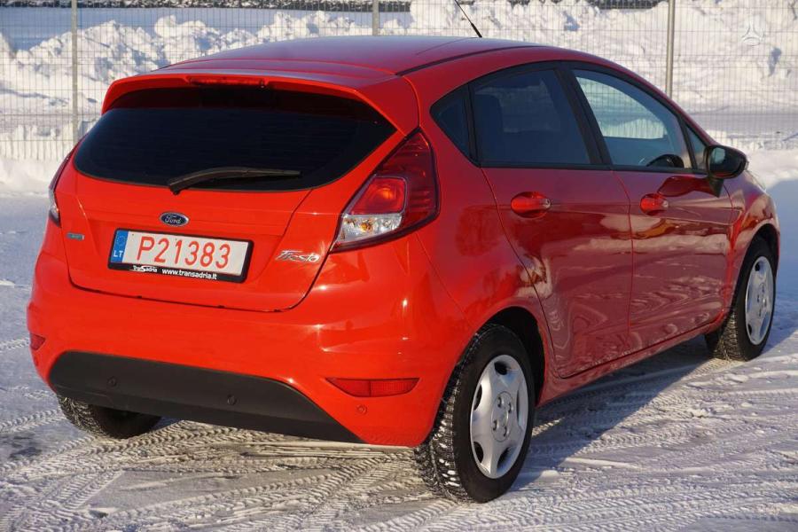 Red Ford Fiesta 2015 in Klaipeda, with an engine capacity of 1.00 L and mileage of 144 thousand km for 3900 €, photo 3 on AUTOMOTO.COM.LV