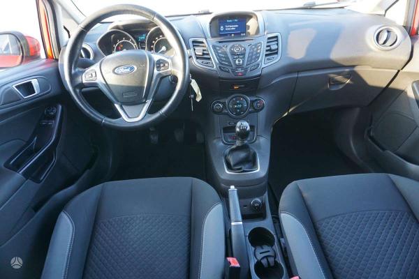 Sarkans Ford Fiesta 2015 Klaipėda, ar dzinēja tilpumu 1.00 L un nobraukumu 144 tūkst. km par 3900 €, foto 7 vietnē AUTOMOTO.COM.LV