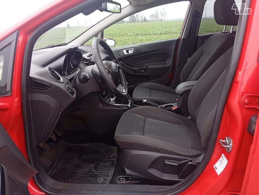 Red Ford Fiesta 2015 in Vilnius, with an engine capacity of 1.60 L and mileage of 300 thousand km for 3550 €, photo 15 on AUTOMOTO.COM.LV