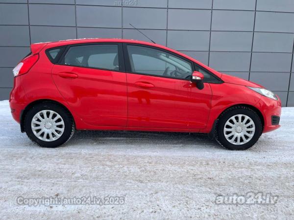 Red Ford Fiesta 2015 in Kuressaare, with an engine capacity of 1.00 L and mileage of 111 thousand km for 5490 €, photo 7 on AUTOMOTO.COM.LV