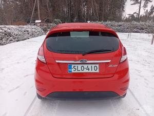 Red Ford Fiesta 2015 in Vilnius, with an engine capacity of 1.60 L and mileage of 300 thousand km for 3300 €, photo 6 on AUTOMOTO.COM.LV