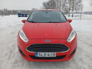 Sarkans Ford Fiesta 2015 Viļņa, ar dzinēja tilpumu 1.60 L un nobraukumu 300 tūkst. km par 3550 €, foto 2 vietnē AUTOMOTO.COM.LV