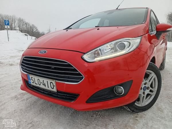 Red Ford Fiesta 2015 in Vilnius, with an engine capacity of 1.60 L and mileage of 300 thousand km for 3550 €, photo 7 on AUTOMOTO.COM.LV