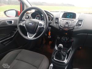 Sarkans Ford Fiesta 2015 Viļņa, ar dzinēja tilpumu 1.60 L un nobraukumu 300 tūkst. km par 3550 €, foto 18 vietnē AUTOMOTO.COM.LV