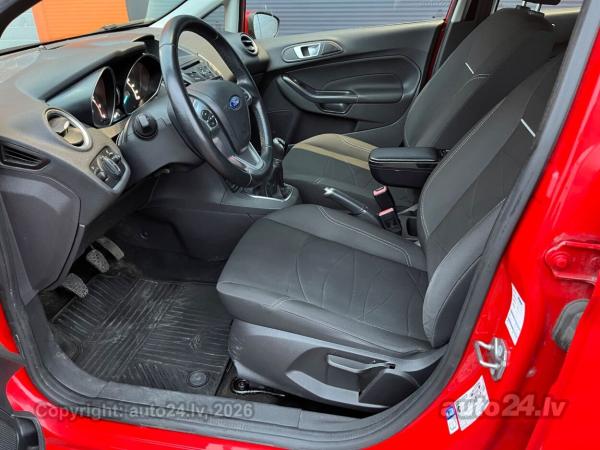 Red Ford Fiesta 2015 in Kuressaare, with an engine capacity of 1.00 L and mileage of 111 thousand km for 5390 €, photo 11 on AUTOMOTO.COM.LV