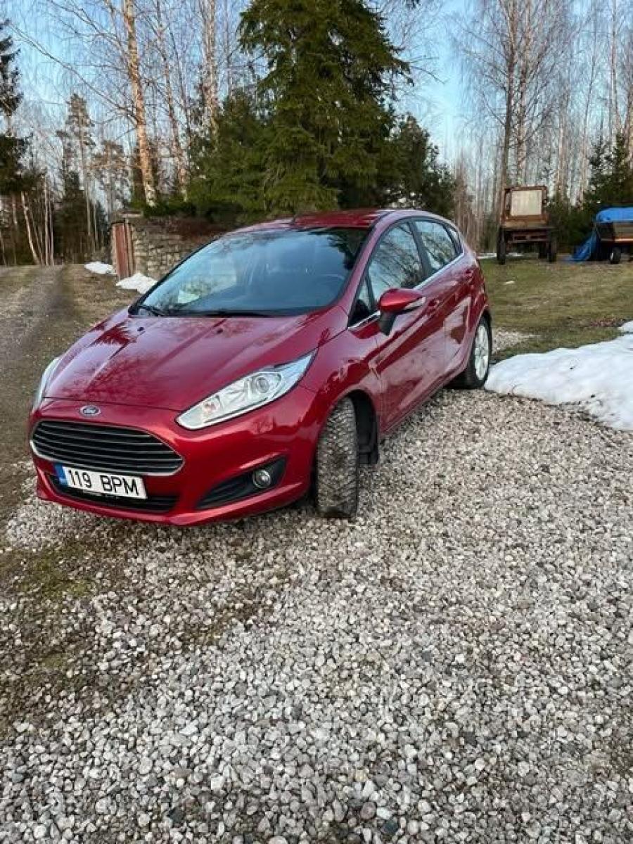 Red Ford Fiesta 2015 in Tallinn, with an engine capacity of 1.00 L and mileage of 202 thousand km for 6000 €, photo 1 on AUTOMOTO.COM.LV