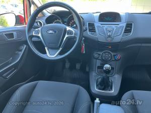 Sarkans Ford Fiesta 2015 Kuresāre, ar dzinēja tilpumu 1.00 L un nobraukumu 111 tūkst. km par 5390 €, foto 12 vietnē AUTOMOTO.COM.LV
