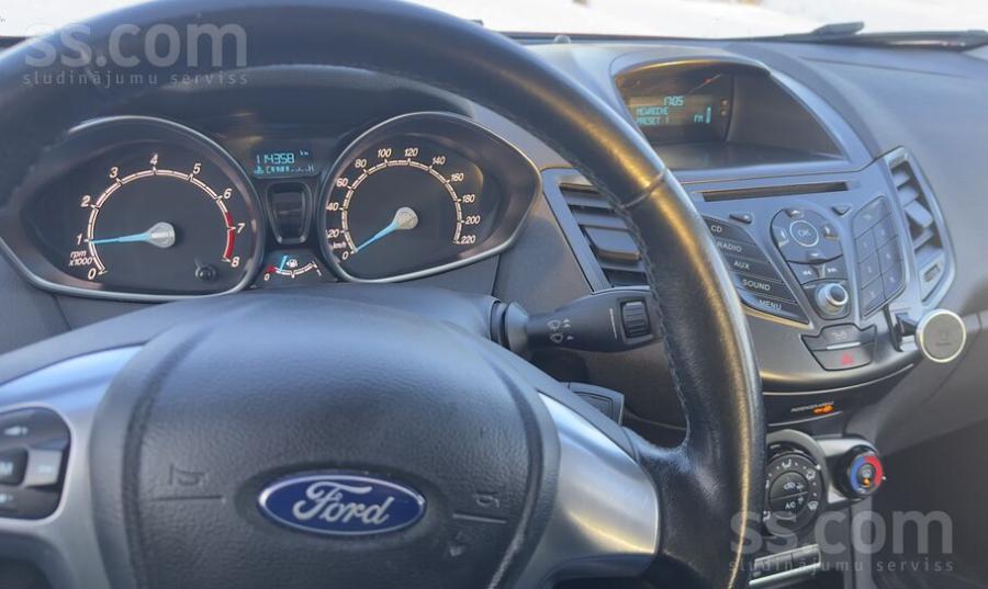 Sarkans Ford Fiesta 2015 Rīga, ar dzinēja tilpumu 1.00 L un nobraukumu 114 tūkst. km par 3750 €, foto 7 vietnē AUTOMOTO.COM.LV