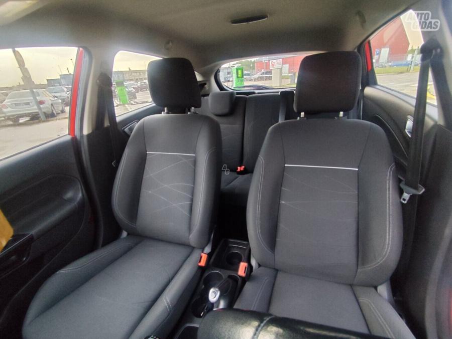 Red Ford Fiesta 2015 in Siauliai, with an engine capacity of 1.50 L and mileage of 159 thousand km for 4500 €, photo 24 on AUTOMOTO.COM.LV