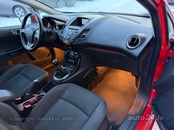 Red Ford Fiesta 2016 in Voru, with an engine capacity of 1.00 L and mileage of 157 thousand km for 5490 €, photo 5 on AUTOMOTO.COM.LV