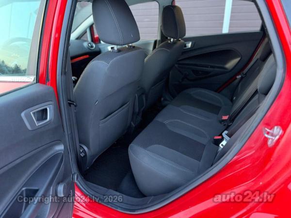 Red Ford Fiesta 2016 in Voru, with an engine capacity of 1.00 L and mileage of 157 thousand km for 5490 €, photo 10 on AUTOMOTO.COM.LV