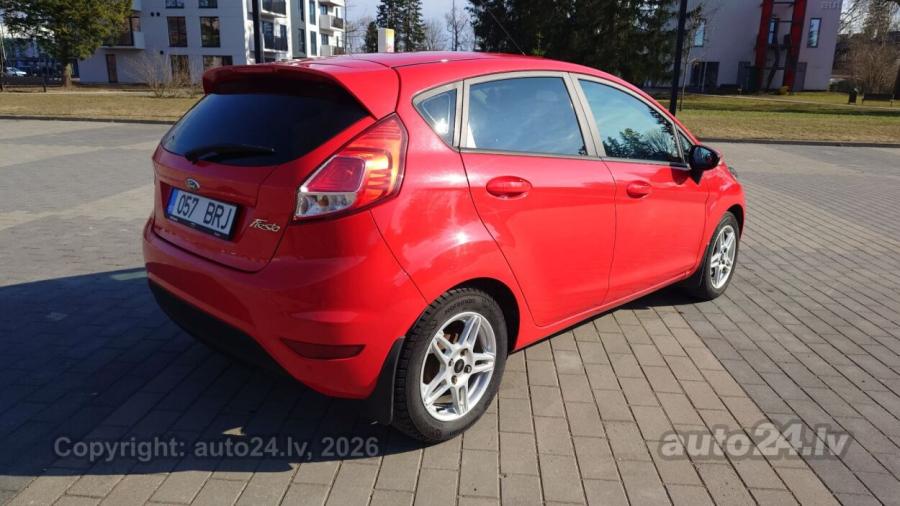 Red Ford Fiesta 2016 in Tallinn, with an engine capacity of 1.20 L and mileage of 110 thousand km for 6300 €, photo 5 on AUTOMOTO.COM.LV